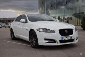White Jaguar XF 2012 in Vilnius, with an engine capacity of 2.18 L and mileage of 165 thousand km for 7200 €, photo  on AUTOMOTO.COM.LV