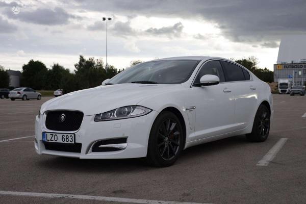Balts Jaguar XF 2012 Viļņa, ar dzinēja tilpumu 2.18 L un nobraukumu 165 tūkst. km par 7200 €, foto 7 vietnē AUTOMOTO.COM.LV