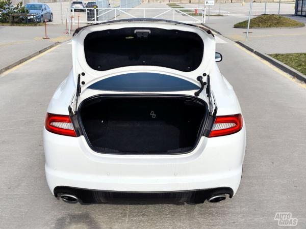 White Jaguar XF 2013 in Siauliai, with an engine capacity of 2.00 L and mileage of 200 thousand km for 7900 €, photo 7 on AUTOMOTO.COM.LV