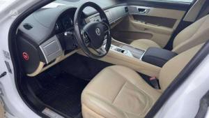 White Jaguar XF 2013 in Siauliai, with an engine capacity of 2.00 L and mileage of 202 thousand km for 4840 €, photo 8 on AUTOMOTO.COM.LV
