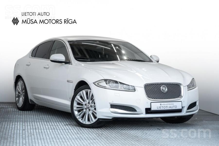 Balts Jaguar XF 2013 Rīga, ar dzinēja tilpumu 3.00 L un nobraukumu 233 tūkst. km par 6900 €, foto 10 vietnē AUTOMOTO.COM.LV