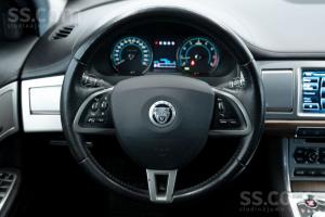 Balts Jaguar XF 2013 Rīga, ar dzinēja tilpumu 3.00 L un nobraukumu 233 tūkst. km par 6900 €, foto 13 vietnē AUTOMOTO.COM.LV