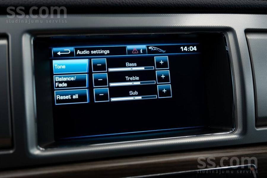 Balts Jaguar XF 2013 Rīga, ar dzinēja tilpumu 3.00 L un nobraukumu 233 tūkst. km par 6900 €, foto 20 vietnē AUTOMOTO.COM.LV