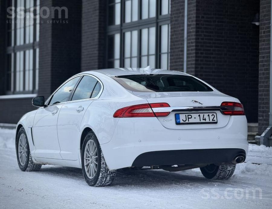 Balts Jaguar XF 2014 Rīga, ar dzinēja tilpumu 2.00 L un nobraukumu 161 tūkst. km par 12500 €, foto 5 vietnē AUTOMOTO.COM.LV