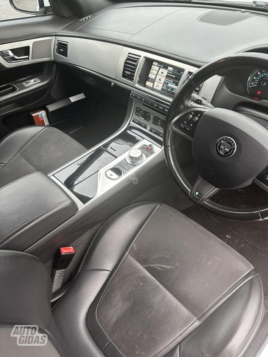 Balts Jaguar XF 2014 Klaipėda, ar dzinēja tilpumu 2.20 L un nobraukumu 130 tūkst. km par 3950 €, foto 8 vietnē AUTOMOTO.COM.LV