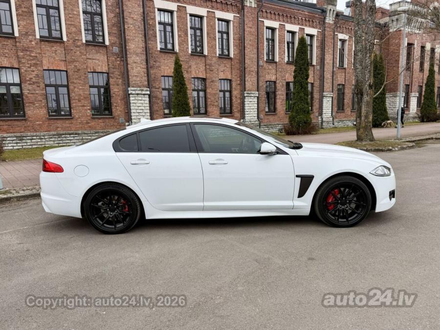 White Jaguar XF 2014 in Tallinn, with an engine capacity of 3.00 L and mileage of 143 thousand km for 12900 €, photo 2 on AUTOMOTO.COM.LV
