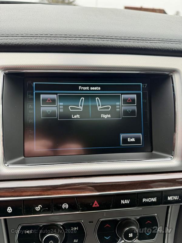 White Jaguar XF 2014 in Tallinn, with an engine capacity of 3.00 L and mileage of 143 thousand km for 12900 €, photo 11 on AUTOMOTO.COM.LV