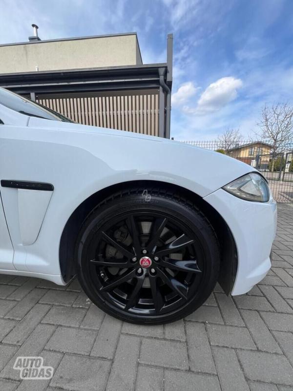 Balts Jaguar XF 2014 Kauņa, ar dzinēja tilpumu 2.00 L un nobraukumu 82 tūkst. km par 7500 €, foto 5 vietnē AUTOMOTO.COM.LV