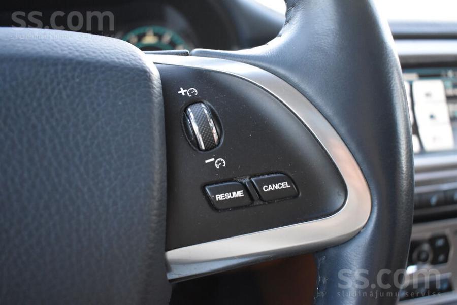 Balts Jaguar XF 2014 Kuldīga, ar dzinēja tilpumu 3.00 L un nobraukumu 0 tūkst. km par 16990 €, foto 15 vietnē AUTOMOTO.COM.LV
