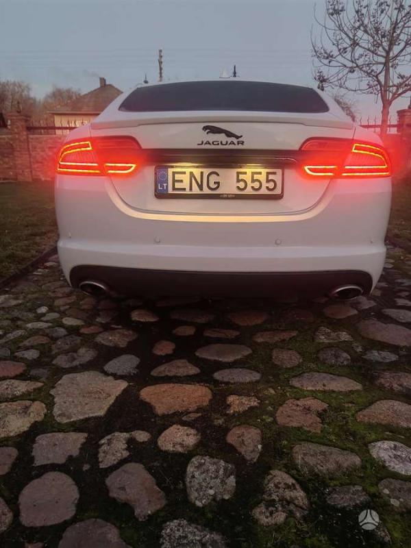 White Jaguar XF 2014 in Vilkaviskis, with an engine capacity of 2.00 L and mileage of 120 thousand km for 8900 €, photo 1 on AUTOMOTO.COM.LV