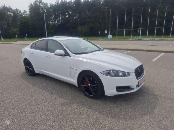 Balts Jaguar XF 2014 Viļņa, ar dzinēja tilpumu 2.00 L un nobraukumu 124 tūkst. km par 7490 €, foto 2 vietnē AUTOMOTO.COM.LV
