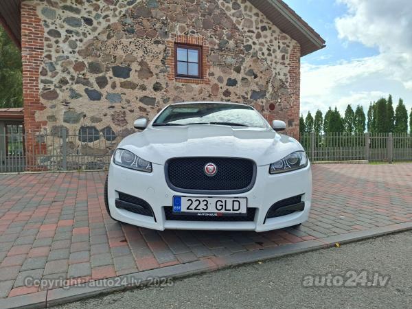 Белый Ягуар ХФ 2014 в Тарту, объемом двигателя 3.00 л и пробегом 159 тыс. км за 18400 €, фото 4 на AUTOMOTO.COM.LV