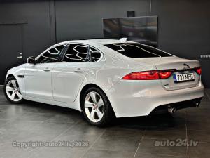 White Jaguar XF 2015 in Tallinn, with an engine capacity of 3.00 L and mileage of 113 thousand km for 16500 €, photo 4 on AUTOMOTO.COM.LV