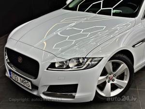 White Jaguar XF 2015 in Tallinn, with an engine capacity of 3.00 L and mileage of 113 thousand km for 16500 €, photo 5 on AUTOMOTO.COM.LV