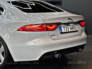 White Jaguar XF 2015 in Tallinn, with an engine capacity of 3.00 L and mileage of 113 thousand km for 16500 €, photo 6 on AUTOMOTO.COM.LV