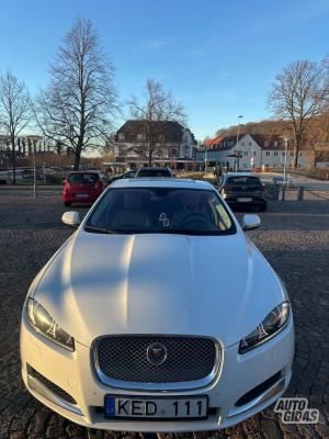 Balts Jaguar XF 2015 Gargždai, ar dzinēja tilpumu 2.00 L un nobraukumu 130 tūkst. km par 7600 €, foto 6 vietnē AUTOMOTO.COM.LV