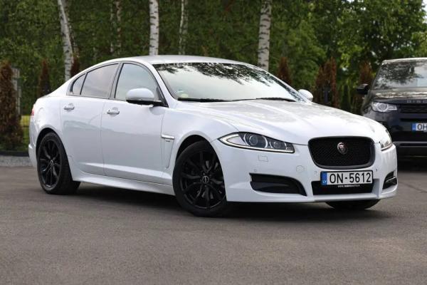 Balts Jaguar XF 2015 Jelgava, ar dzinēja tilpumu 2.20 L un nobraukumu 260 tūkst. km par 9350 €, foto 3 vietnē AUTOMOTO.COM.LV
