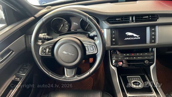 Balts Jaguar XF 2016 Pērnava, ar dzinēja tilpumu 2.00 L un nobraukumu 217 tūkst. km par 8999 €, foto 7 vietnē AUTOMOTO.COM.LV