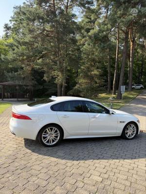 Balts Jaguar XF 2020 Viļņa, ar dzinēja tilpumu 2.00 L un nobraukumu 139 tūkst. km par 16900 €, foto 6 vietnē AUTOMOTO.COM.LV