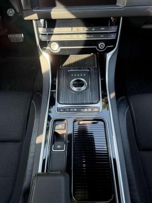 Balts Jaguar XF 2020 Viļņa, ar dzinēja tilpumu 2.00 L un nobraukumu 139 tūkst. km par 16900 €, foto 11 vietnē AUTOMOTO.COM.LV
