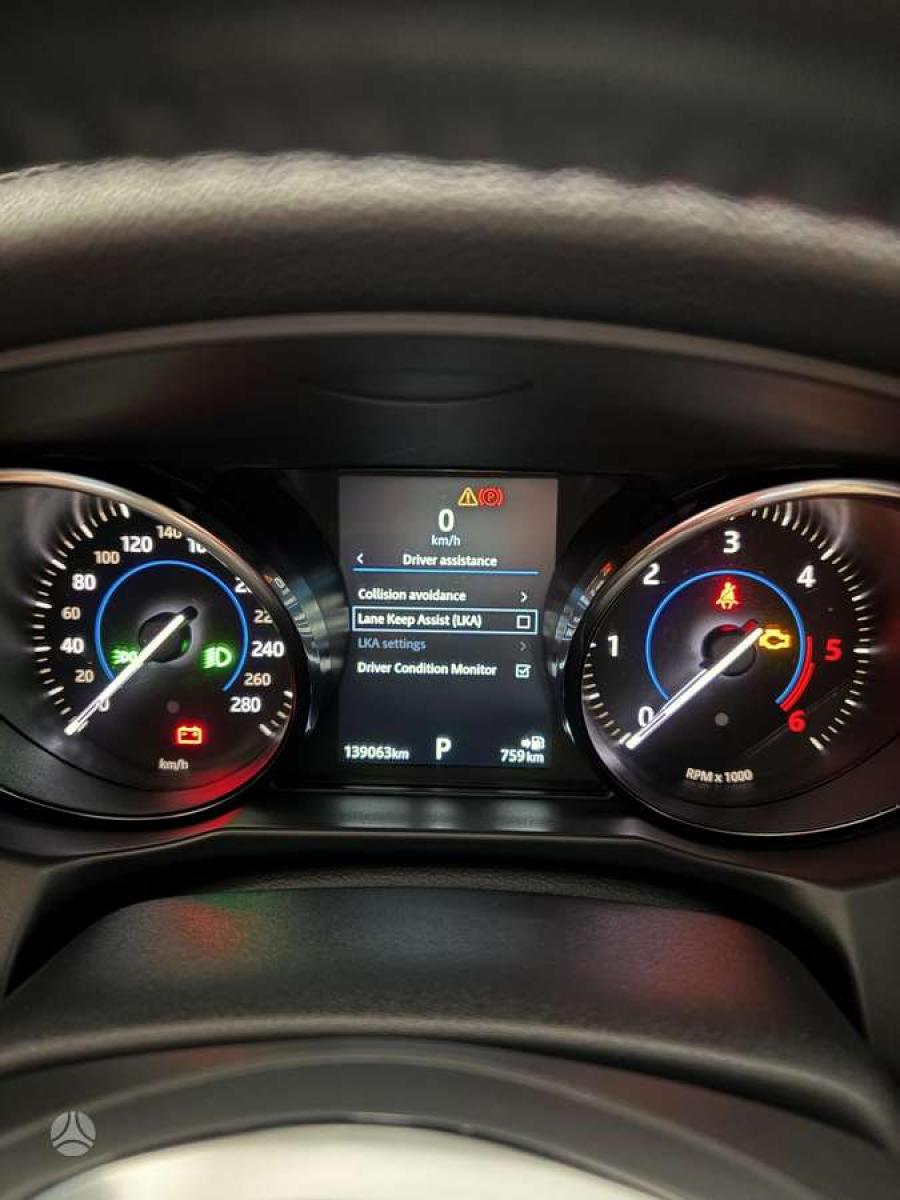 Balts Jaguar XF 2020 Viļņa, ar dzinēja tilpumu 2.00 L un nobraukumu 139 tūkst. km par 16900 €, foto 20 vietnē AUTOMOTO.COM.LV