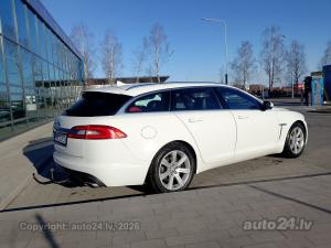 White Jaguar XF 2013 in Tallinn, with an engine capacity of 2.20 L and mileage of 0 thousand km for 7600 €, photo 5 on AUTOMOTO.COM.LV