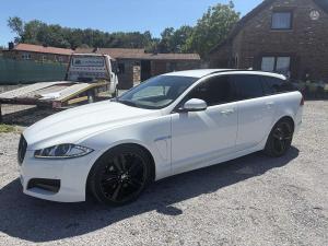 White Jaguar XF 2013 in Ukmerge, with an engine capacity of 2.20 L and mileage of 212 thousand km for 4150 €, photo  on AUTOMOTO.COM.LV