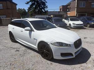 White Jaguar XF 2013 in Ukmerge, with an engine capacity of 2.20 L and mileage of 212 thousand km for 4150 €, photo 4 on AUTOMOTO.COM.LV