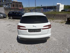 White Jaguar XF 2013 in Ukmerge, with an engine capacity of 2.20 L and mileage of 212 thousand km for 4150 €, photo 7 on AUTOMOTO.COM.LV