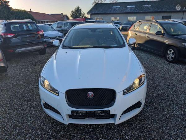 Balts Jaguar XF 2014 Viļņa, ar dzinēja tilpumu 2.99 L un nobraukumu 266 tūkst. km par 6500 €, foto 1 vietnē AUTOMOTO.COM.LV