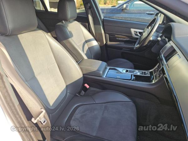 Balts Jaguar XF 2014 Tartu, ar dzinēja tilpumu 2.20 L un nobraukumu 218 tūkst. km par 9790 €, foto 10 vietnē AUTOMOTO.COM.LV