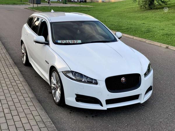 Jaguar XF 2014 in Kaunas on AUTOMOTO.COM.LV White Jaguar XF 2014 in Kaunas, with an engine capacity of 2.18 L and mileage of 399 thousand km for 5699 €, photo 3 on AUTOMOTO.COM.LV