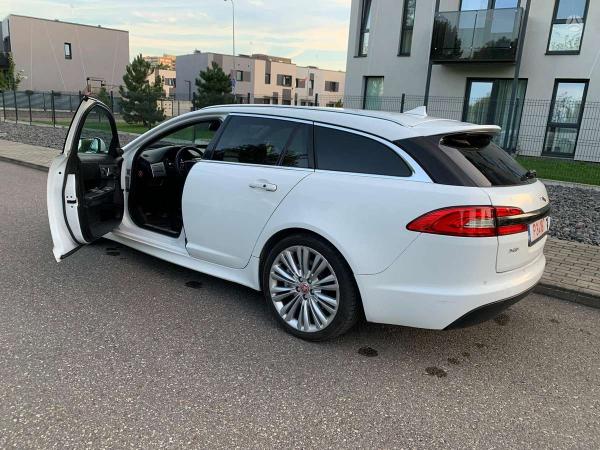 Balts Jaguar XF 2014 Kauņa, ar dzinēja tilpumu 2.18 L un nobraukumu 399 tūkst. km par 5699 €, foto 6 vietnē AUTOMOTO.COM.LV
