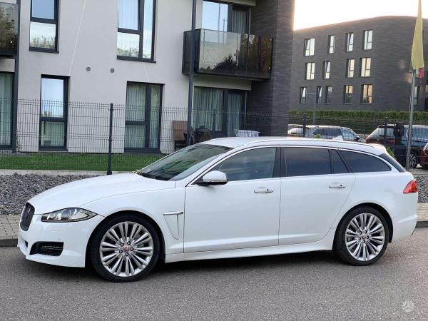 Balts Jaguar XF 2014 Kauņa, ar dzinēja tilpumu 2.18 L un nobraukumu 399 tūkst. km par 5699 €, foto 10 vietnē AUTOMOTO.COM.LV