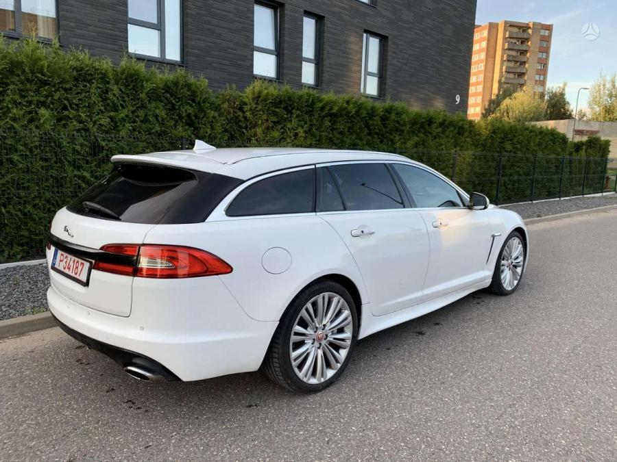 Balts Jaguar XF 2014 Kauņa, ar dzinēja tilpumu 2.18 L un nobraukumu 399 tūkst. km par 5699 €, foto 12 vietnē AUTOMOTO.COM.LV
