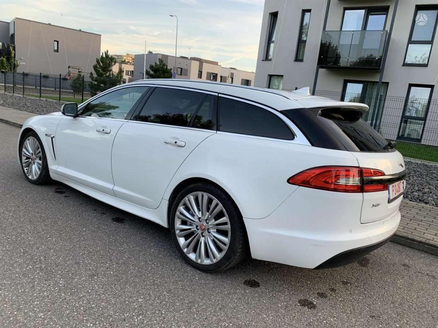Balts Jaguar XF 2014 Kauņa, ar dzinēja tilpumu 2.18 L un nobraukumu 399 tūkst. km par 5699 €, foto 15 vietnē AUTOMOTO.COM.LV