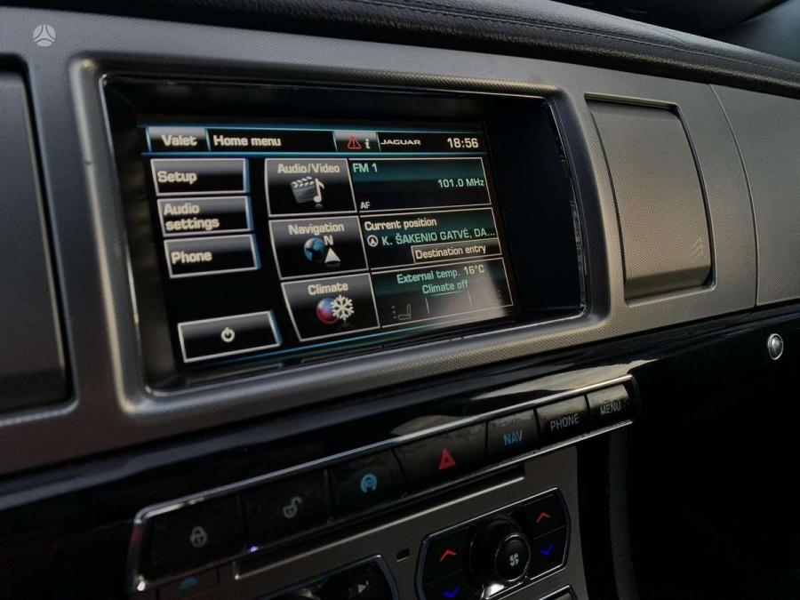 Balts Jaguar XF 2014 Kauņa, ar dzinēja tilpumu 2.18 L un nobraukumu 399 tūkst. km par 5699 €, foto 25 vietnē AUTOMOTO.COM.LV