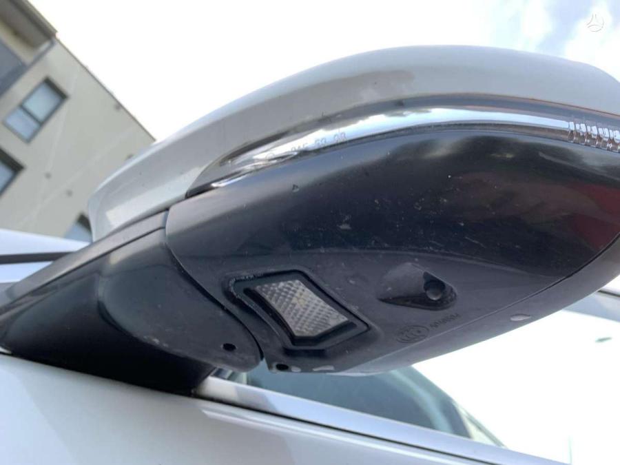Balts Jaguar XF 2014 Kauņa, ar dzinēja tilpumu 2.18 L un nobraukumu 399 tūkst. km par 5699 €, foto 36 vietnē AUTOMOTO.COM.LV