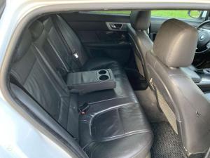 Balts Jaguar XF 2014 Kauņa, ar dzinēja tilpumu 2.18 L un nobraukumu 399 tūkst. km par 5699 €, foto 46 vietnē AUTOMOTO.COM.LV