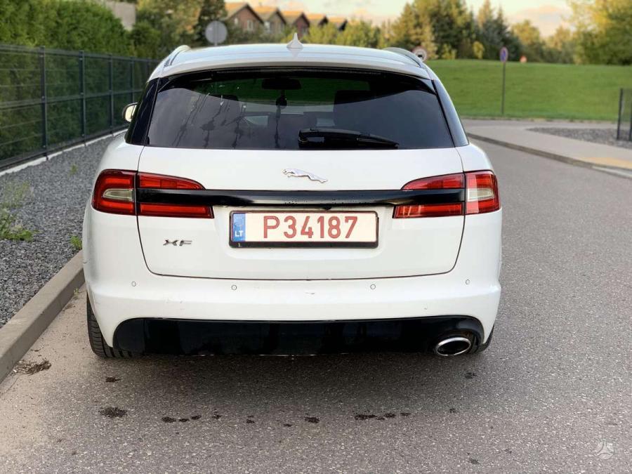 Balts Jaguar XF 2014 Kauņa, ar dzinēja tilpumu 2.18 L un nobraukumu 399 tūkst. km par 5699 €, foto 56 vietnē AUTOMOTO.COM.LV