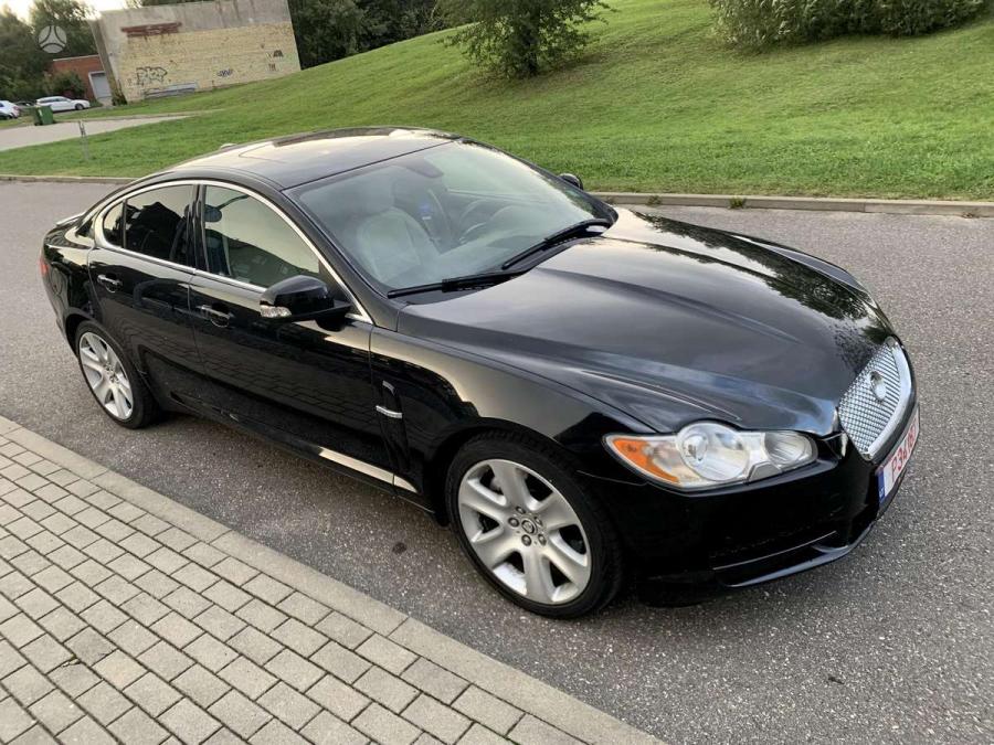 Balts Jaguar XF 2014 Kauņa, ar dzinēja tilpumu 2.18 L un nobraukumu 399 tūkst. km par 5699 €, foto 58 vietnē AUTOMOTO.COM.LV