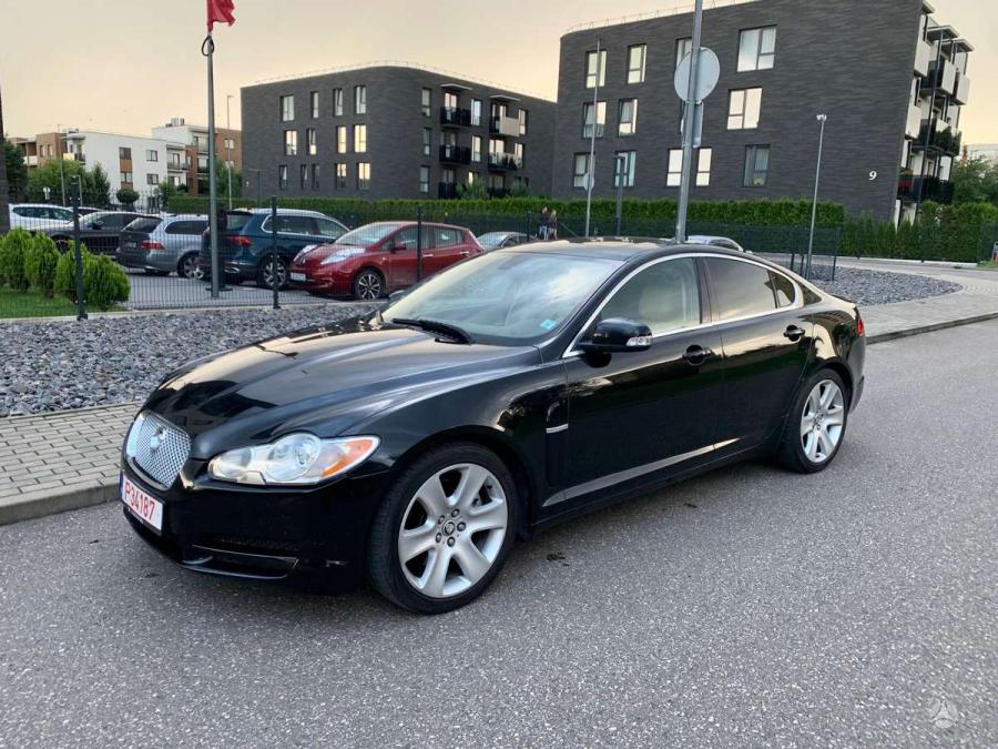 Balts Jaguar XF 2014 Kauņa, ar dzinēja tilpumu 2.18 L un nobraukumu 399 tūkst. km par 5699 €, foto 59 vietnē AUTOMOTO.COM.LV