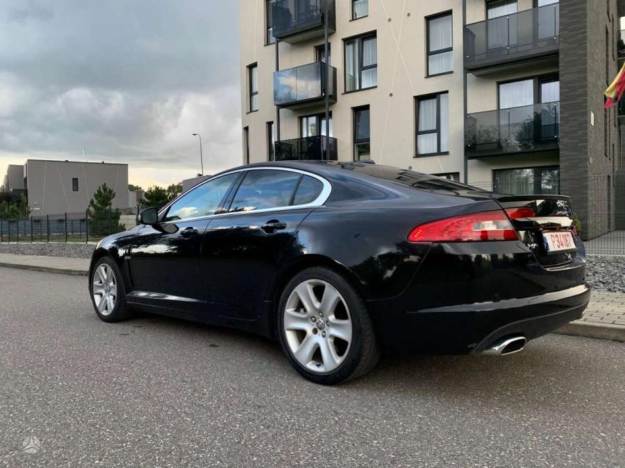 Balts Jaguar XF 2014 Kauņa, ar dzinēja tilpumu 2.18 L un nobraukumu 399 tūkst. km par 5699 €, foto 60 vietnē AUTOMOTO.COM.LV