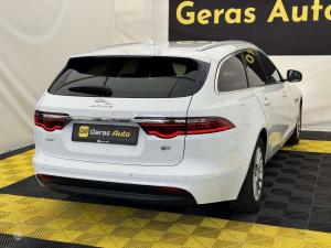 White Jaguar XF 2018 in Vilnius, with an engine capacity of 2.00 L and mileage of 242 thousand km for 7990 €, photo 4 on AUTOMOTO.COM.LV