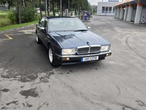 Blue Jaguar XJ 40 1988 in Vilnius, with an engine capacity of 3.60 L and mileage of 59 thousand km for 12600 €, photo 4 on AUTOMOTO.COM.LV