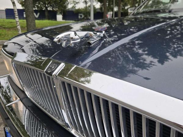 Ягуар XJ 40 1988 в Вильнюс на AUTOMOTO.COM.LV Синий Ягуар XJ 40 1988 в Вильнюс, объемом двигателя 3.60 л и пробегом 59 тыс. км за 12600 €, фото 6 на AUTOMOTO.COM.LV