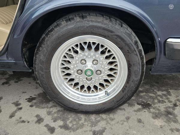 Ягуар XJ 40 1988 в Вильнюс на AUTOMOTO.COM.LV Синий Ягуар XJ 40 1988 в Вильнюс, объемом двигателя 3.60 л и пробегом 59 тыс. км за 12600 €, фото 8 на AUTOMOTO.COM.LV