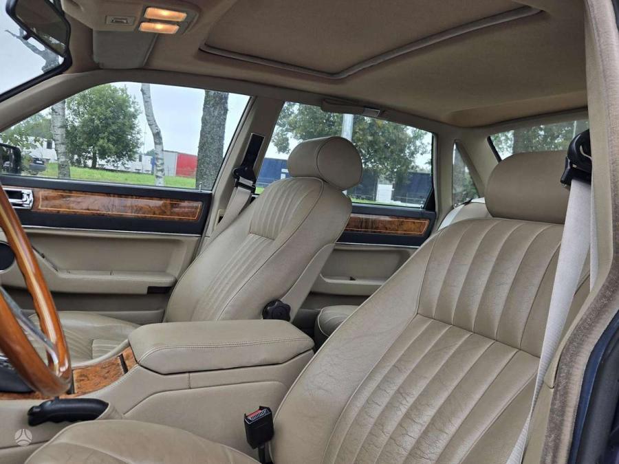 Zils Jaguar XJ 40 1988 Viļņa, ar dzinēja tilpumu 3.60 L un nobraukumu 59 tūkst. km par 12600 €, foto 14 vietnē AUTOMOTO.COM.LV