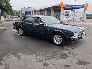 Zils Jaguar XJ 40 1988 Viļņa, ar dzinēja tilpumu 3.60 L un nobraukumu 59 tūkst. km par 12600 €, foto 20 vietnē AUTOMOTO.COM.LV