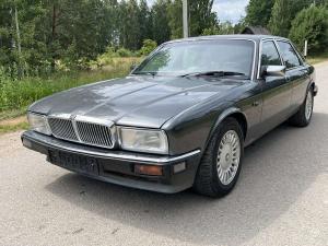 Серый Ягуар XJ 40 1989 в Каунас, объемом двигателя 3.98 л и пробегом 205 тыс. км за 3550 €, фото 3 на AUTOMOTO.COM.LV